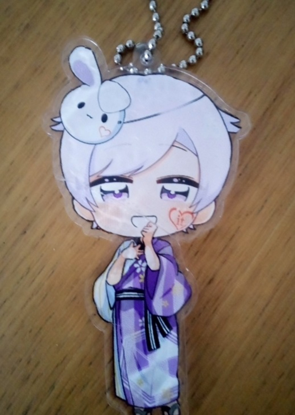 第18話：グッズ紹介!（第一章 irisの💜🐇くんは怪盗でした！？）｜無料スマホ夢小説ならプリ小説 byGMO