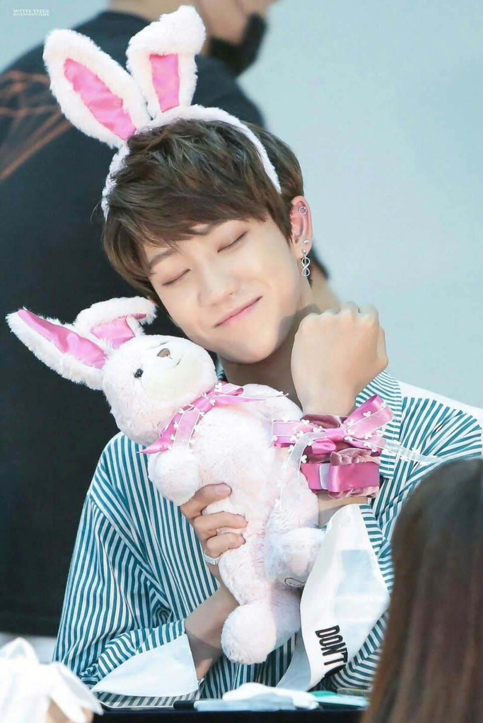 第1話：作者（ミョンホ愛され短編集）｜無料スマホ夢小説ならプリ小説 byGMO